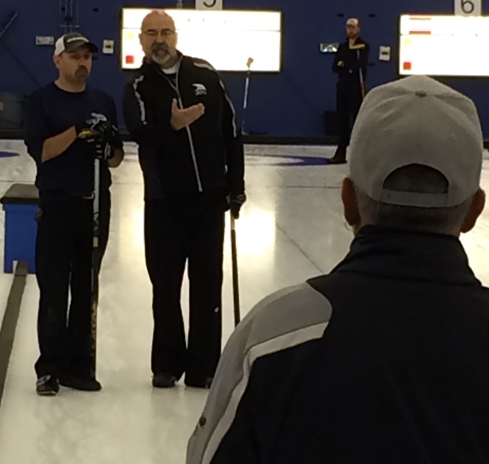 LATE DRAW SATURDAY DETERMINES FINAL MEN’S PLAYOFF SPOTS | thecurler.com