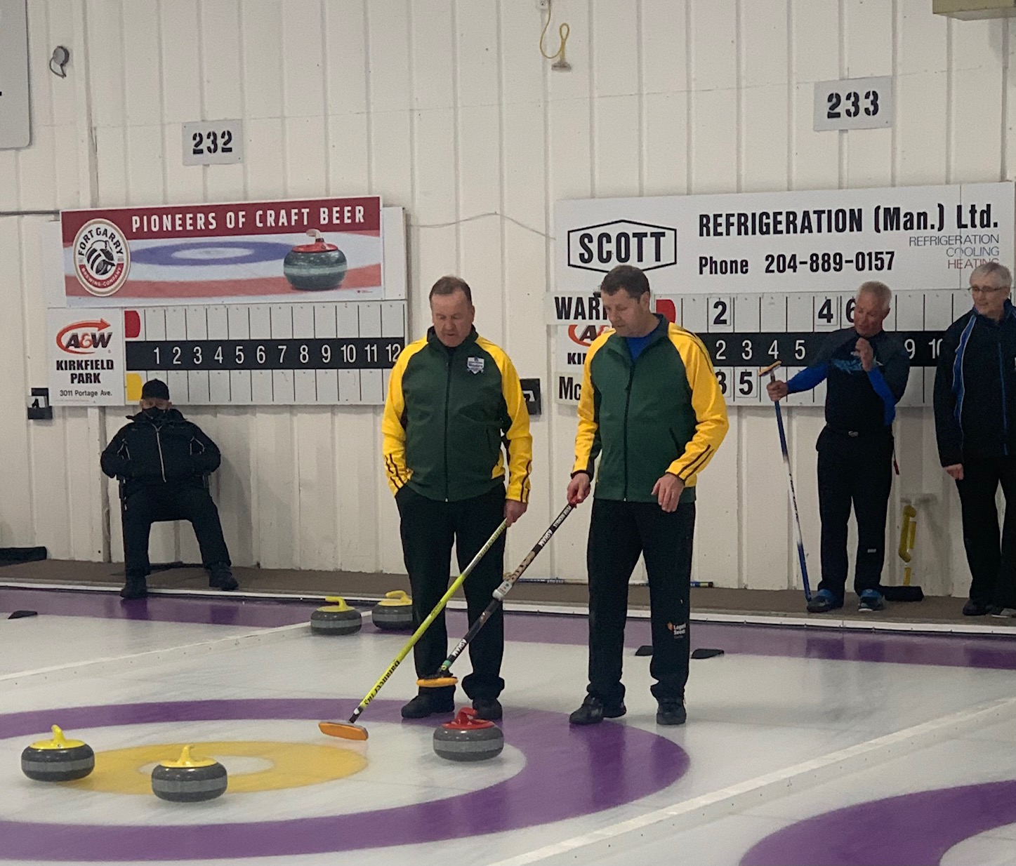 WARREN STEALS MASTERS MEN’S FINAL | thecurler.com