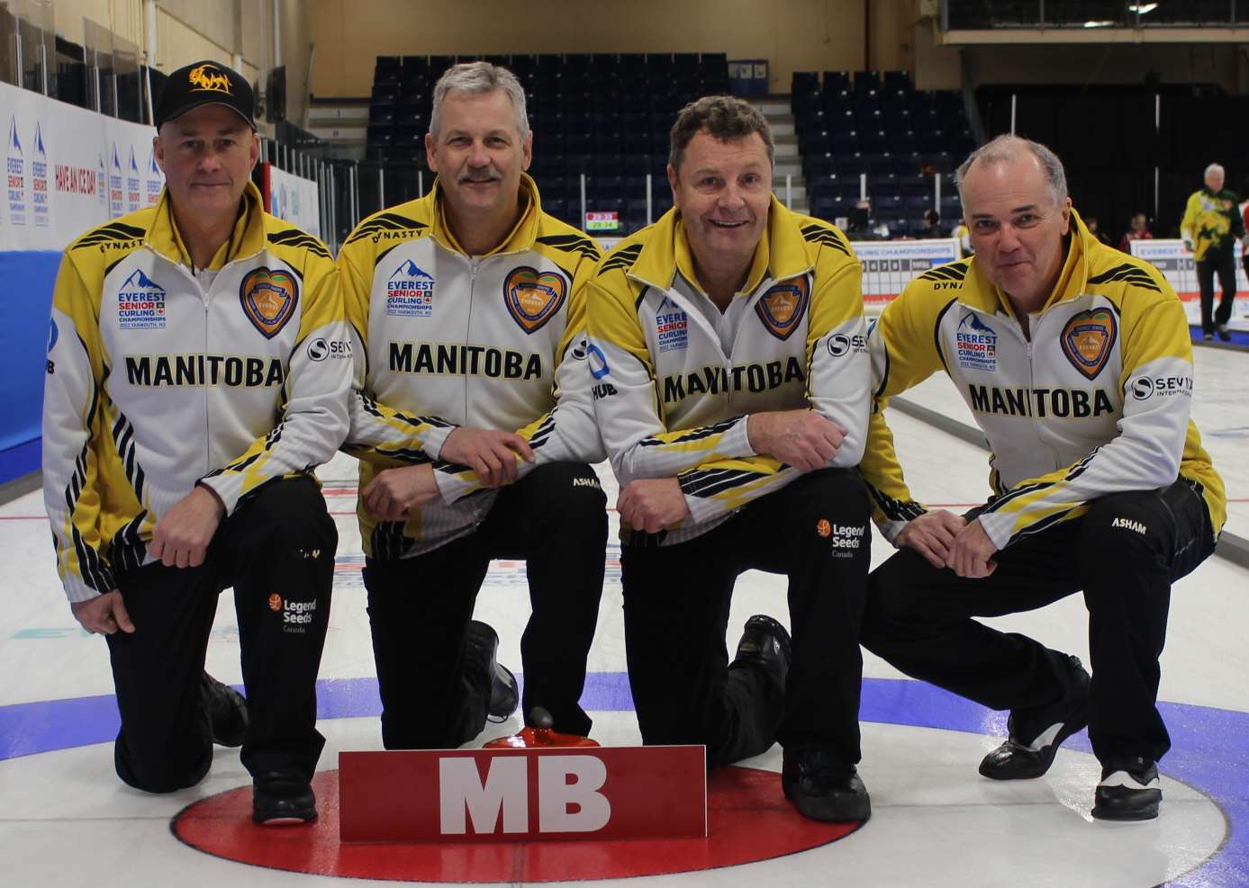 11W-1L AND SENIOR MEN’S BRONZE MEDAL FOR MANITOBANS | thecurler.com